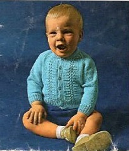 Ravelry: Cardigan pattern by Patons UK