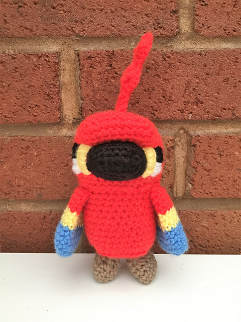 Ravelry: Minecraft Parrot Doll pattern by Teenie Crochets