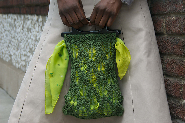Ravelry: Leafy Reticule pattern by Ann Hahn Buechner