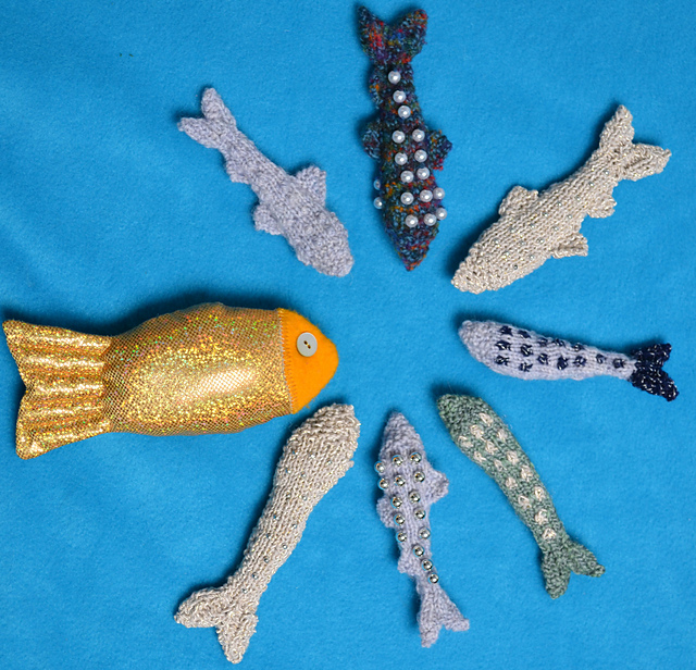 Ravelry: Little Minnows pattern by Ginny Sturdy