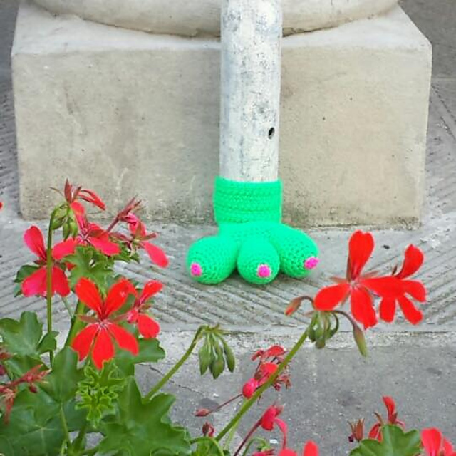 Ravelry: zampetta di mostro pattern by Giulia Gerbi