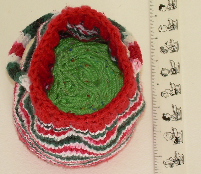 Ravelry: Wrist or Doorknob Small Project Bag pattern by LeeAnn Webster ...