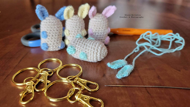Ravelry: SomeBUNNY EGGed Me! pattern by Glenna Gordon