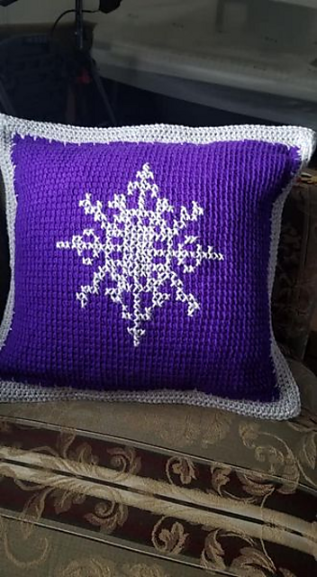 Ravelry: Snowflake Pillow pattern by Glorious Crochet Designs