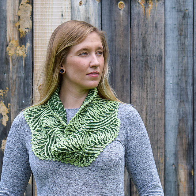 Ravelry: Sea Fan Cowl pattern by Veronica Ory