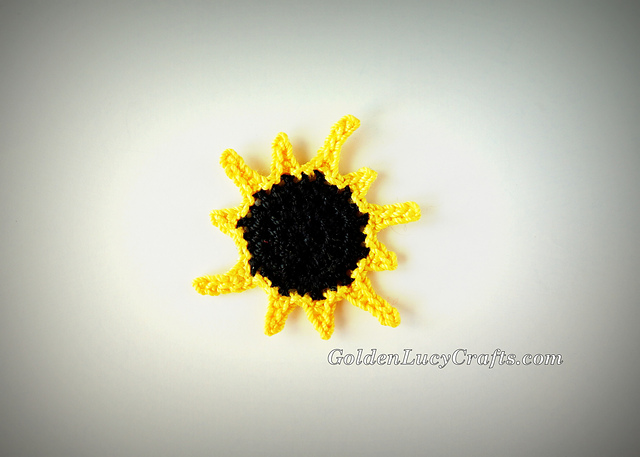 Ravelry: Total Solar Eclipse Appliqué pattern by GoldenLucyCrafts