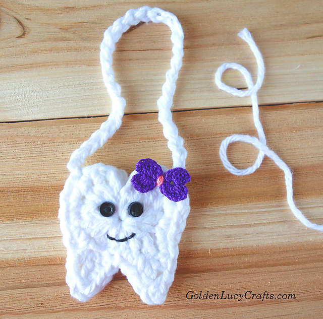 Ravelry: Tooth Fairy Pouch pattern by GoldenLucyCrafts