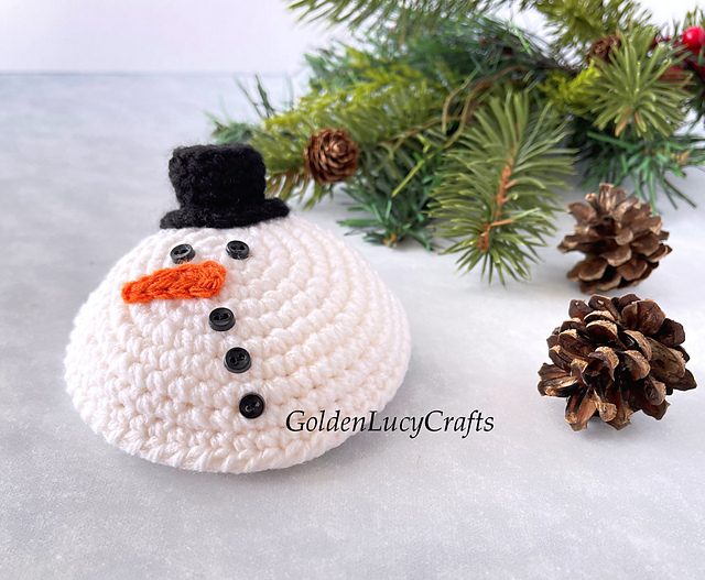 Ravelry: Melted Snowman pattern by GoldenLucyCrafts