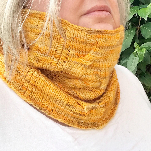 Ravelry: Seif pattern by Suzanne Ellsmore