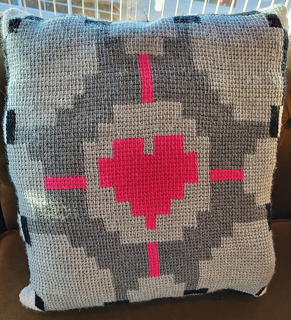 Ravelry: Companion Cube Pillow pattern by Goose Lord