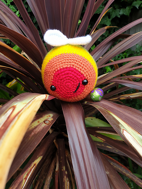 Ravelry: Pride Bee Plushie pattern by Gothix Creations