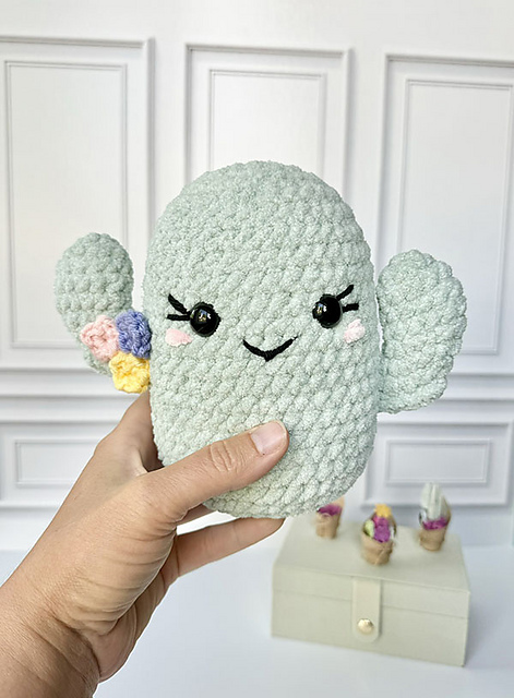 Ravelry: Amigurumi Plush Cactus pattern by Grace and Yarn