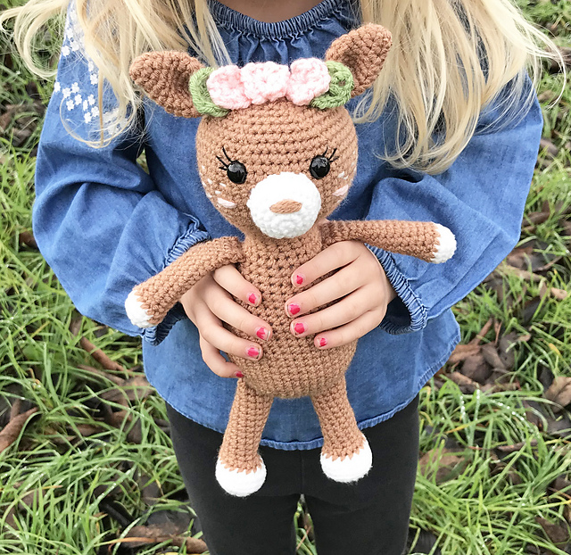 Ravelry: Amigurumi Deer Fawn pattern by Grace and Yarn