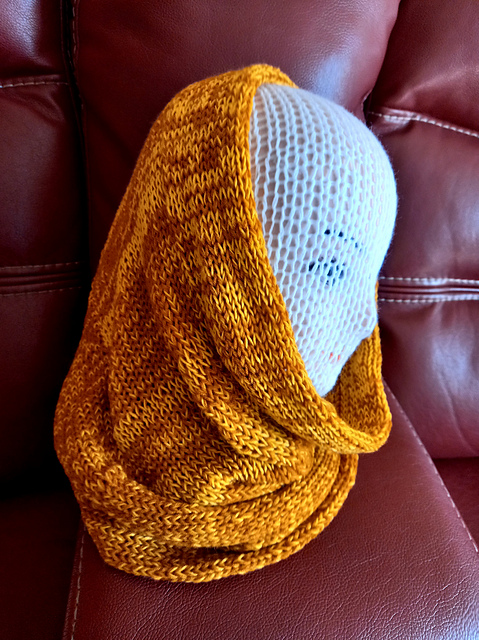 Ravelry: Addi Hooded Cowl pattern by Roseline Roseline