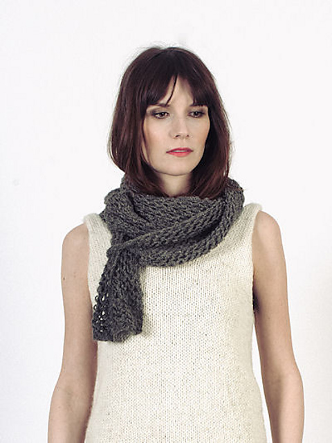 Ravelry: Net and Hoop Scarf pattern by TOFT