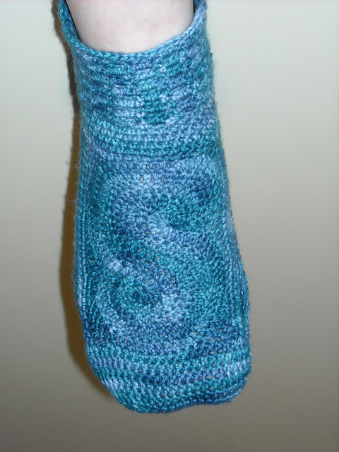 Ravelry: Wave and Eddy Socks pattern by Adrienne Via