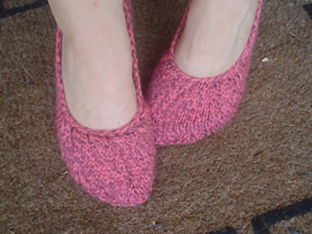 Ravelry: Gruenetree's ballet slippers