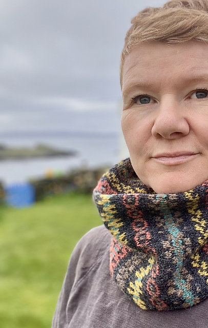 Ravelry: Haslock pattern by Gudrun Johnston