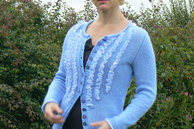 Ravelry: Pia pattern by Kim Hargreaves