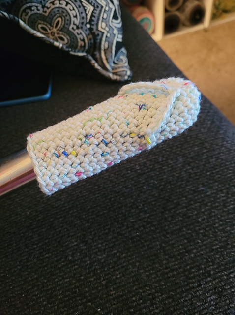 Ravelry: Penis pot handle cover pattern by Gwen Robinson