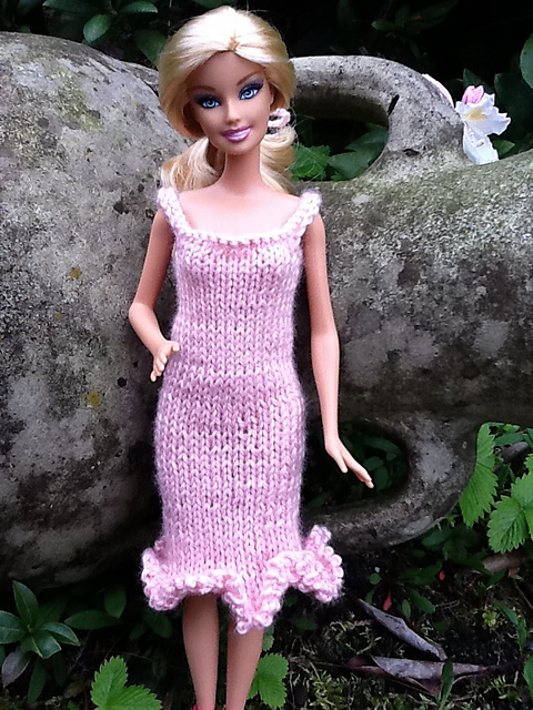 Ravelry: #1005 Pink Dress pattern by stickatillbarbie.se