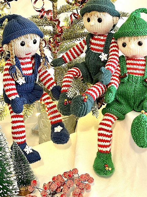 Ravelry: Ginger and Snap Elves pattern by Pat Alinejad