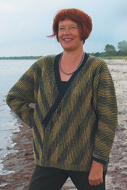 Ravelry: Nihon Japanese Kimono pattern by Vivian Høxbro