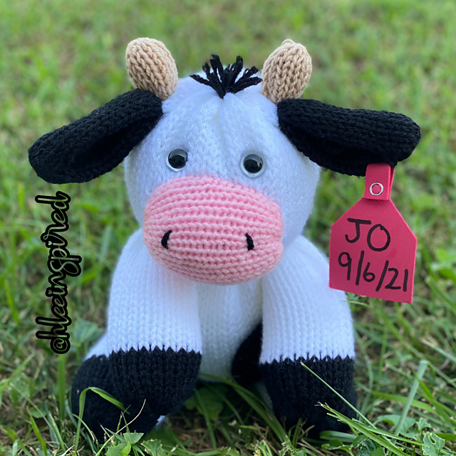 Ravelry: Jo the Cow pattern by Beth Decker