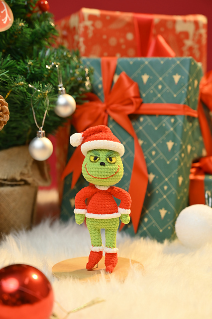 Ravelry: Crochet Grinch pattern by Haan Crochet79