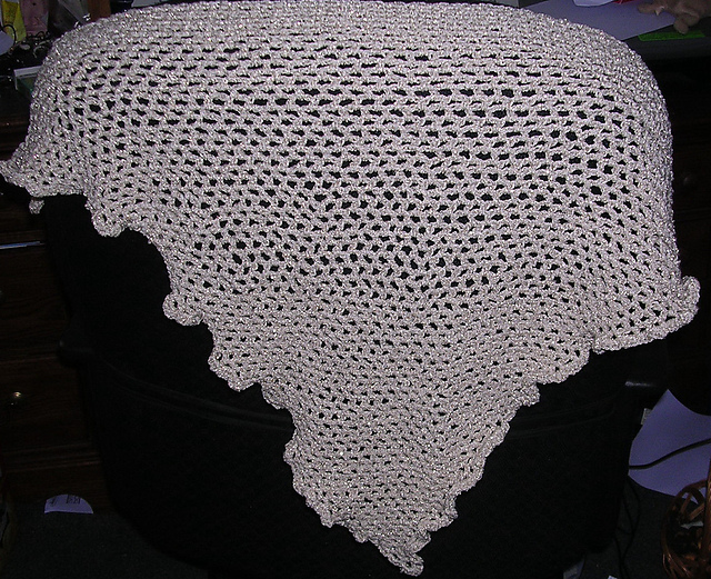 Ravelry: Old Fashioned Shawl pattern by Craftown.com