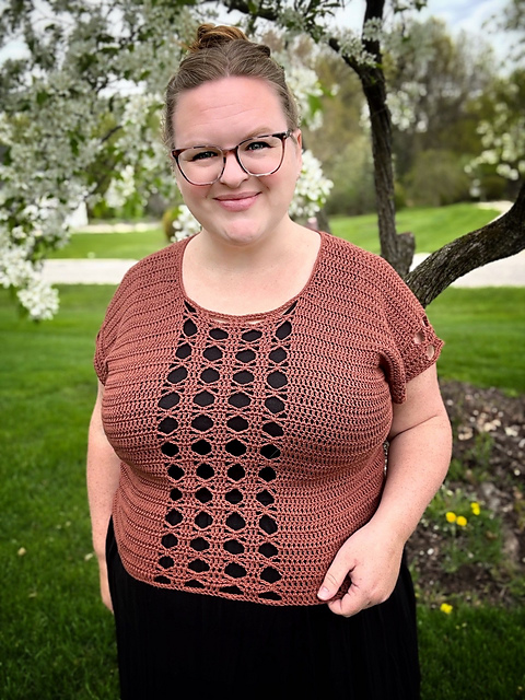 Ravelry: Iris Tee pattern by Haley Herman