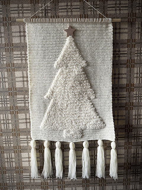 Ravelry: Oh Christmas Tree, Wall Hanging pattern by Haley Herman