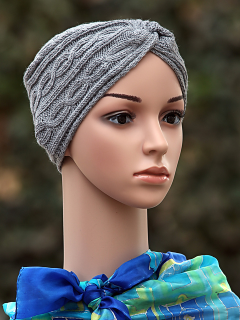 Ravelry: Twisted Band Hat pattern by Gayle Roehm