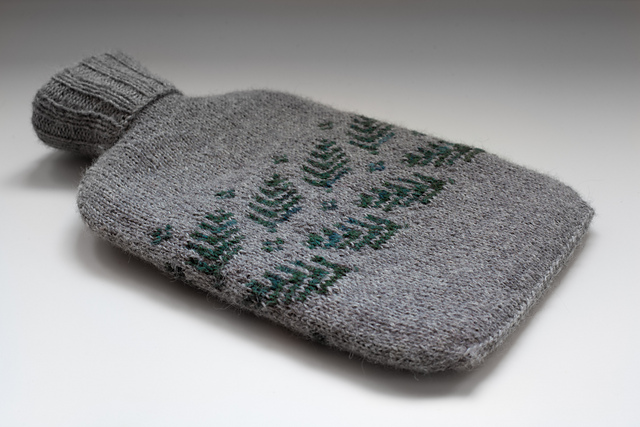 Ravelry: Pine Needle Hottie pattern by Hannah Haworth