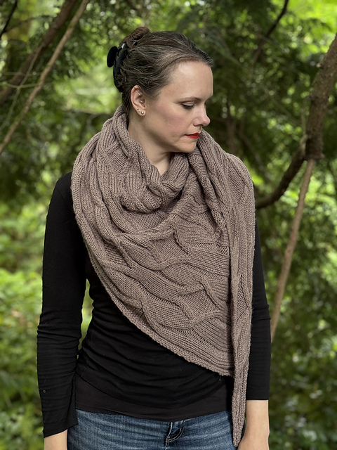 Ravelry: Midjourney pattern by Makenzie Alvarez
