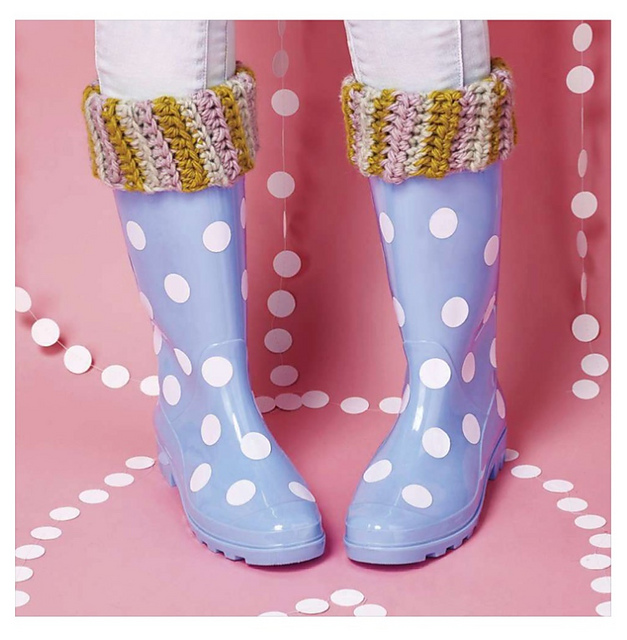 Ravelry: Welly Toppers pattern by Hannah Cross