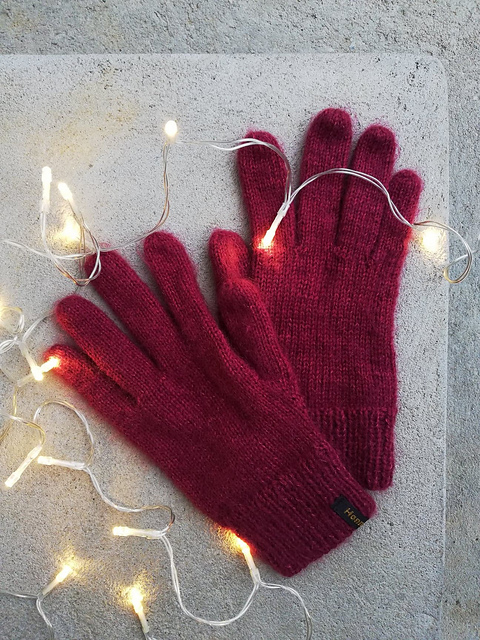 Ravelry: Hannes fingervanter pattern by Hanne Krog Sørensen