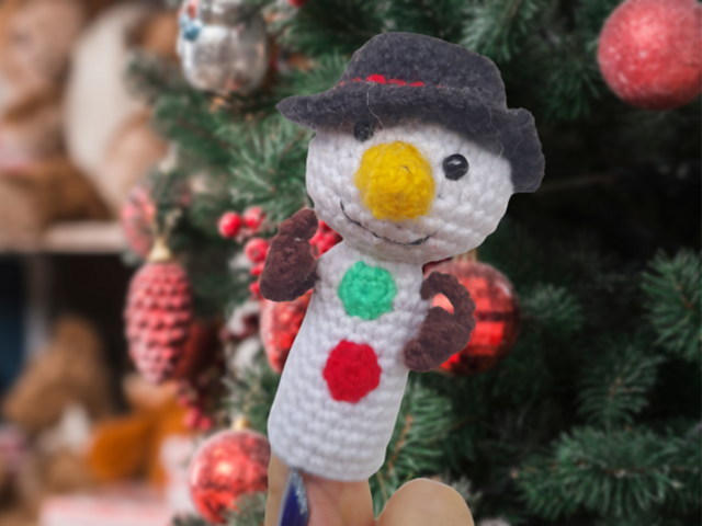 Ravelry: Snowman finger puppet pattern by Larisa Ermolaewa