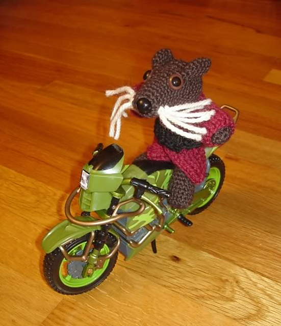 Ravelry: Splinter, Master of the TMNT pattern by underthemountain