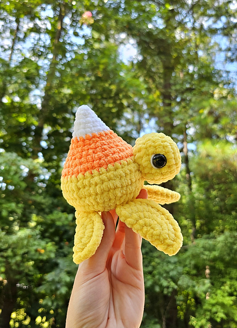 Ravelry: Candy Corn Turtle pattern by Megan Fetzer