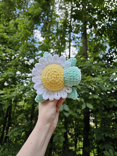 Ravelry: Daisy Flower Turtle pattern by Megan Fetzer