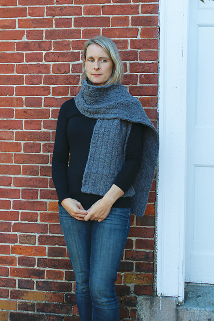 Ravelry: Waving Rib Scarf pattern by Laura Chau