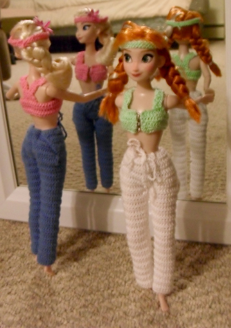 Ravelry: Fashion Doll Sports Bra and sweatband pattern by Hazel Furst
