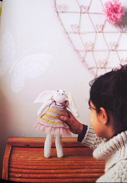 Ravelry: 'Olympia' Bunny pattern by Sara Sinaguglia