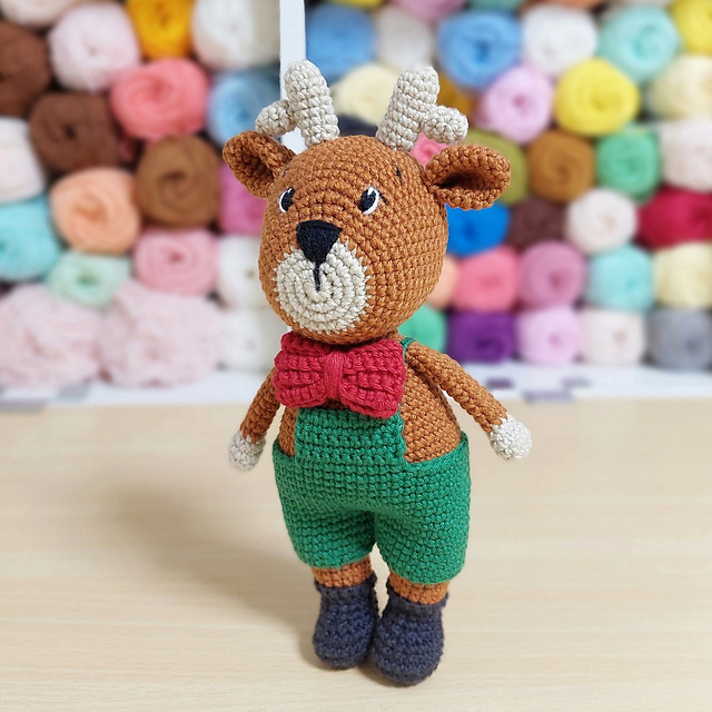 Ravelry: Amigurumi Christmas reindeer pattern by Dinh Nhung