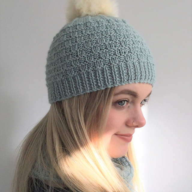 Ravelry: Sea Waves Hat pattern by Heather Corcoran