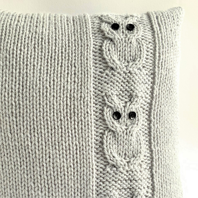 Ravelry: Family of Owls Cushion Cover pattern by Heather Corcoran