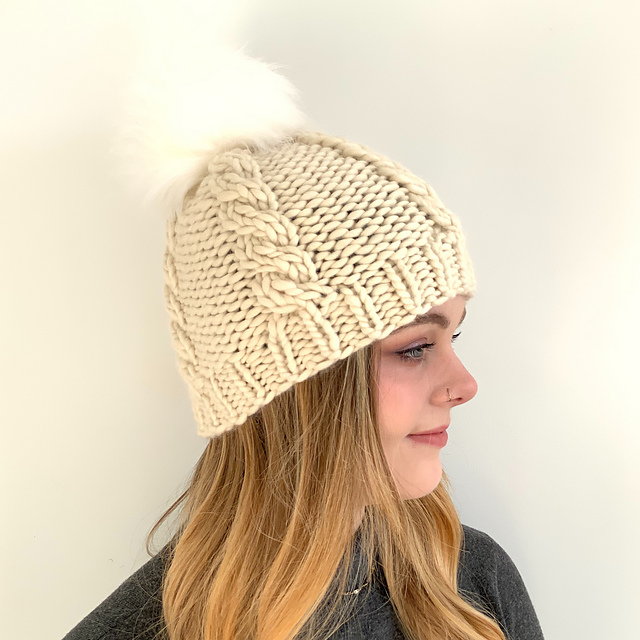 Ravelry: Cable Cosy Hat pattern by Heather Corcoran