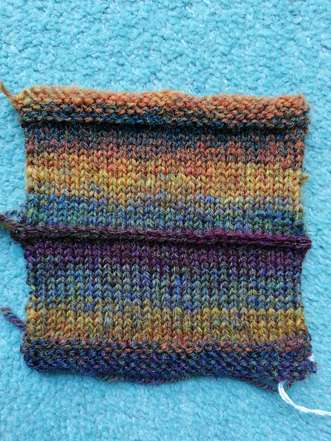 Ravelry: HeatherMurray's 3-Needle Cast-Off Explorations