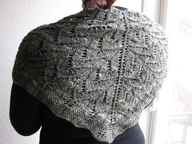 Ravelry: GloriousGrazers' My Shawlette